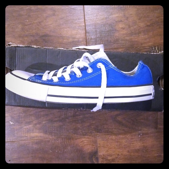 Converse | Shoes | Converse Low Top Blue | Poshmark